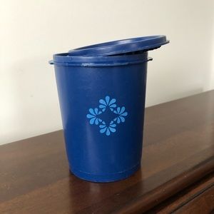 Tupperware | Kitchen | Vintage Tupperware Blue Canister With Lid | Poshmark
